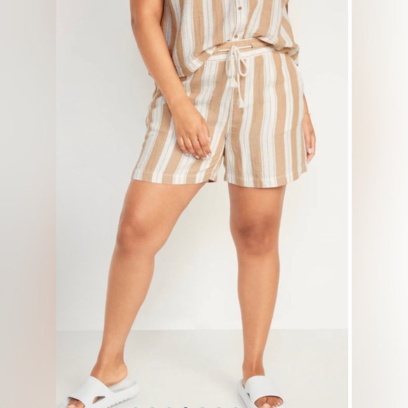 Shorts | Neutral Stripe Shorts | Poshmark